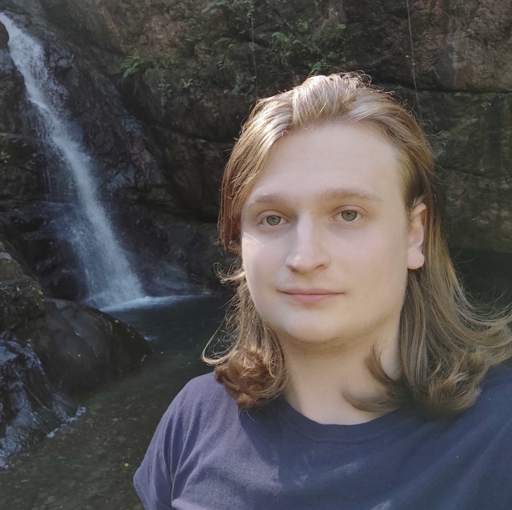 About Us – ZHONG LAB